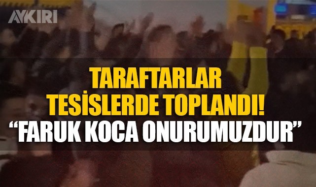 Ankaragücü taraftarları Faruk Koca için tesislerin önünde toplandı ... Ankaragücü taraftarları Faruk Koca için tesislerin önünde toplandı ...